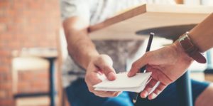 Comunicación Escrita - Qué es, características, tipos y ejemplos