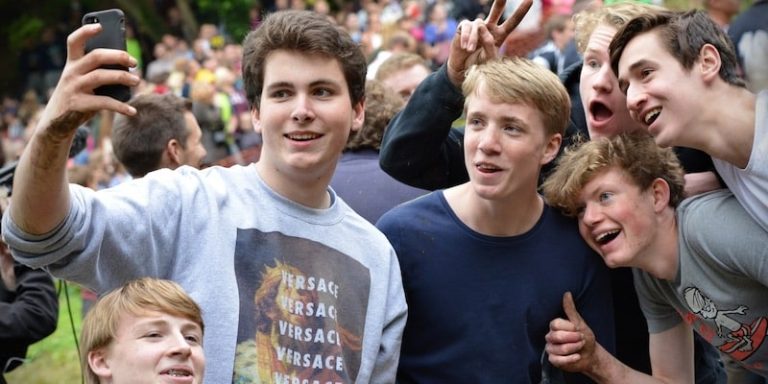 Generación Z - Qué es, características y eventos históricos