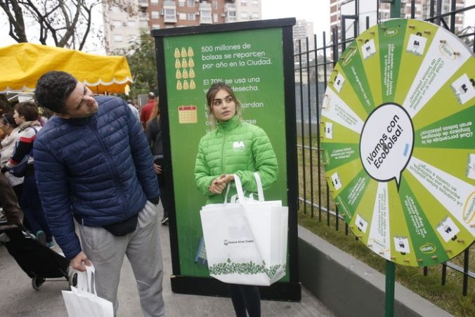 Propaganda - Concepto, tipos, características y ejemplos