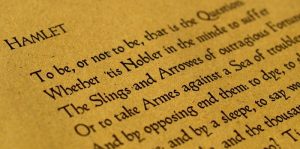 Texto dramático - Qué es, características y ejemplos