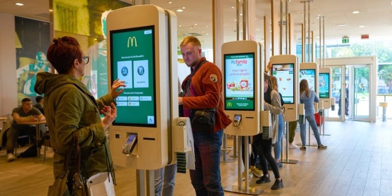 Revolución Digital - Concepto, origen, invenciones e impacto