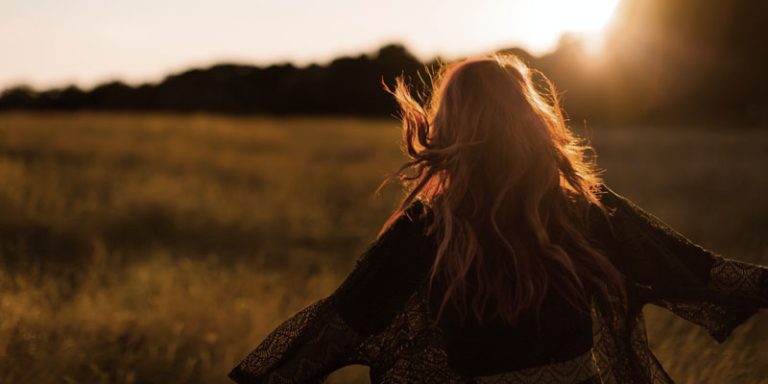 Felicidad - Definiciones, características, factores y frases
